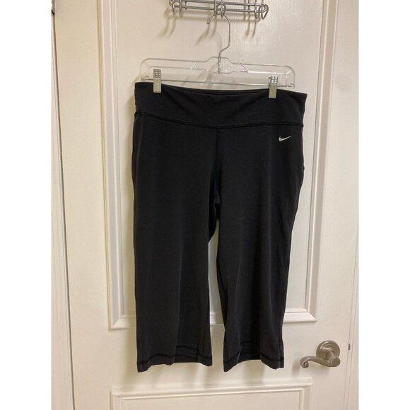 Nike | Pants & Jumpsuits | Nike Black Athletic Drifit Capri Pantslarge ...